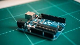 Introduction to Arduino - LiveTalent.org